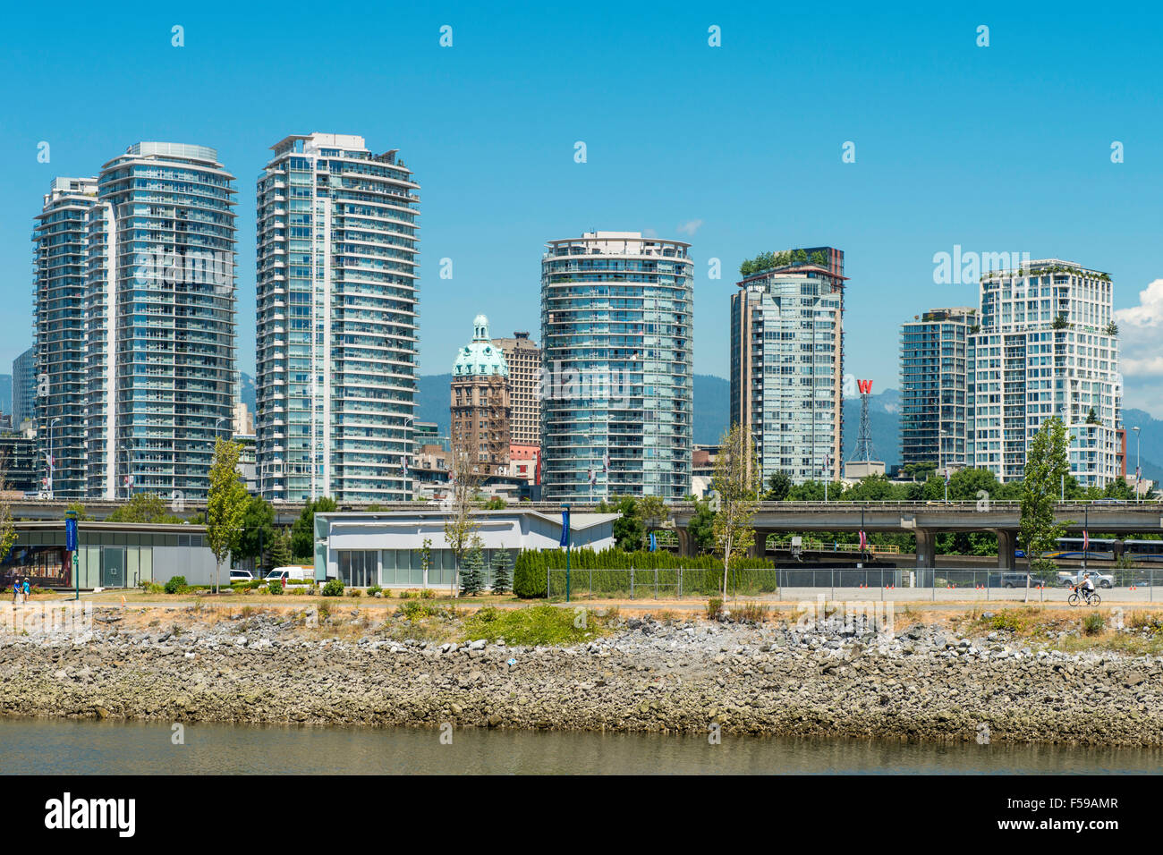 Vancouver sun tower 1912 seen hi-res stock photography and images - Alamy