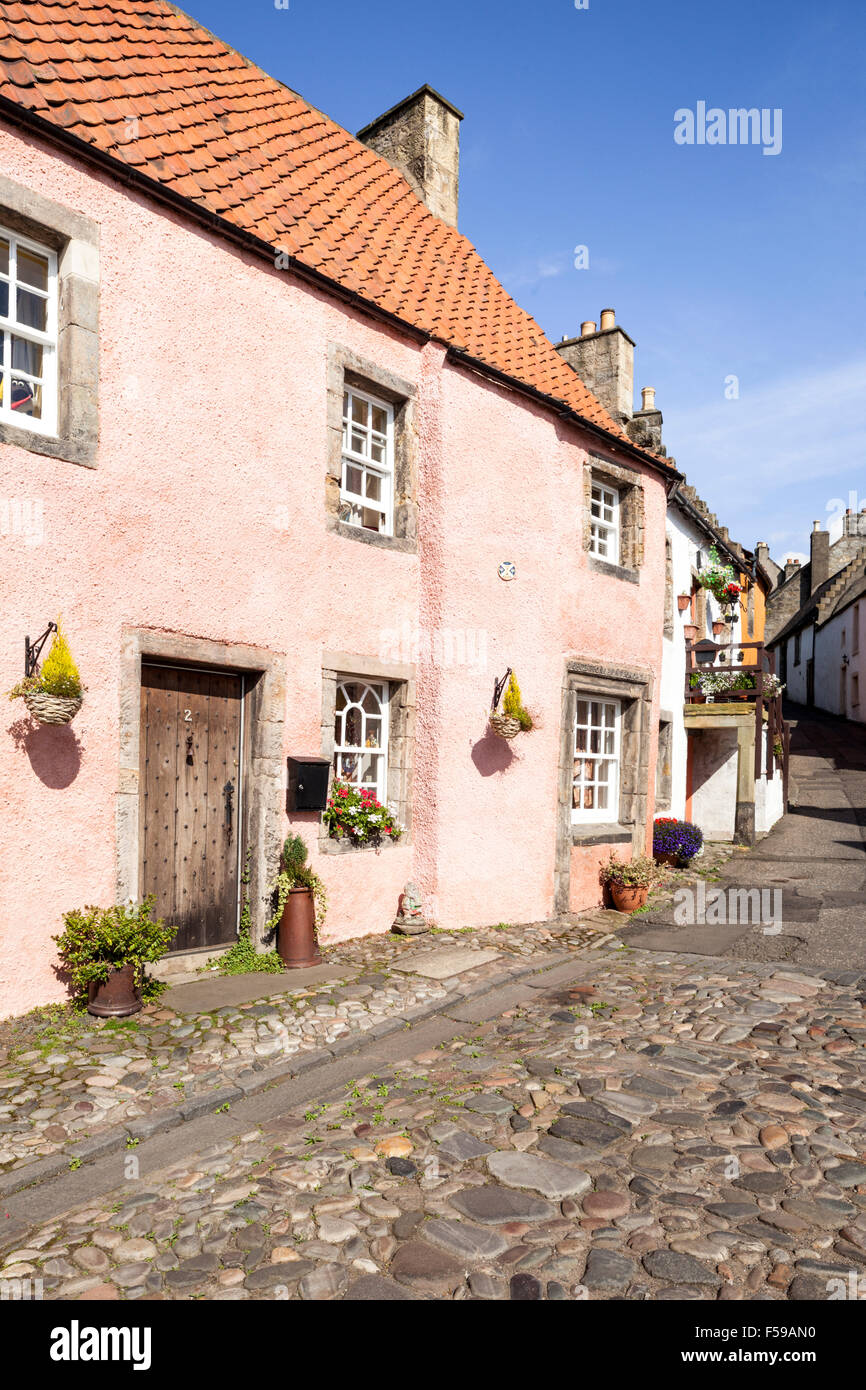 Historic buildings in Tanhouse Brae in the Royal Burgh of Culross, Fife ...