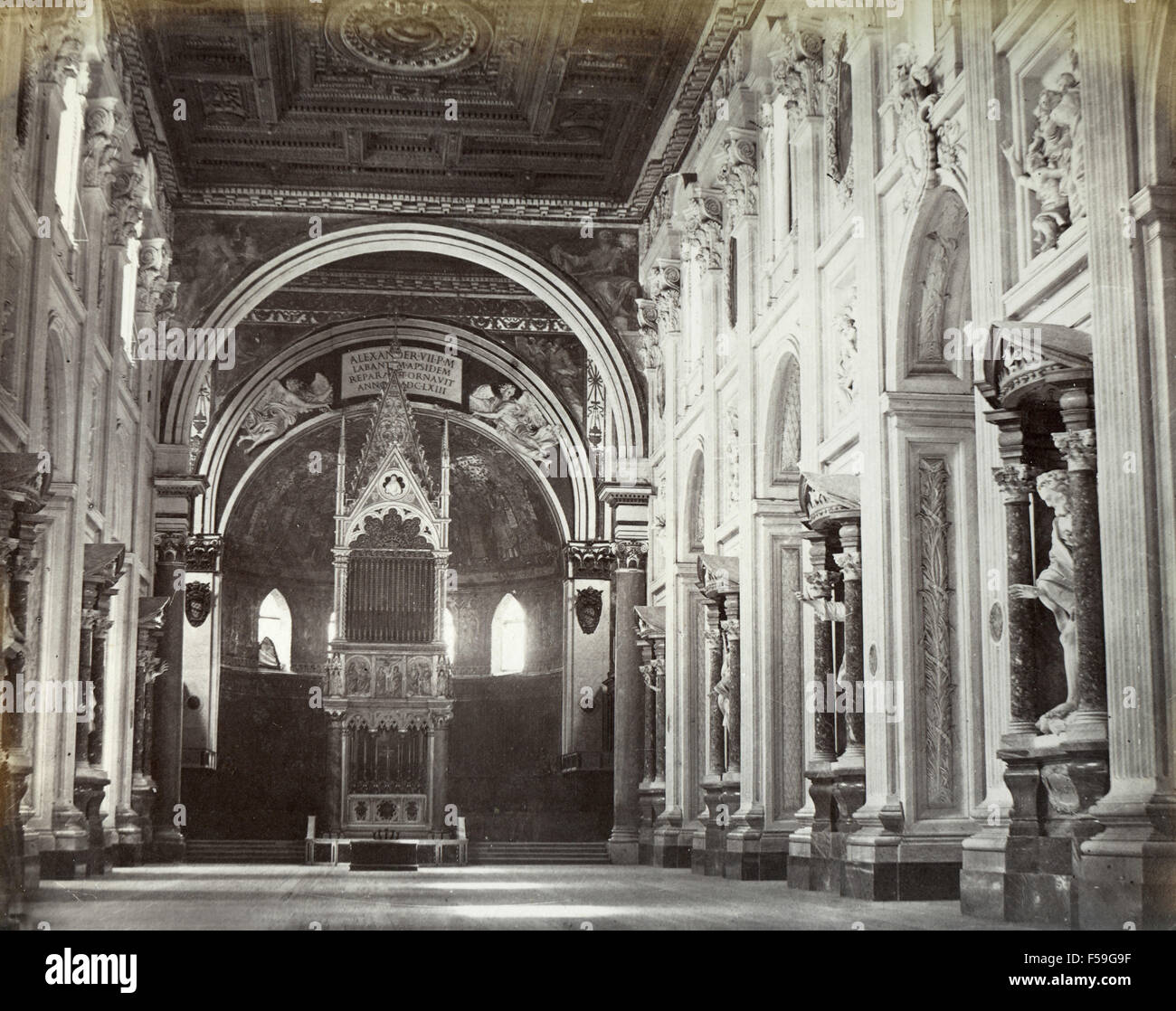Interior church st john in lateran hi-res stock photography and images ...