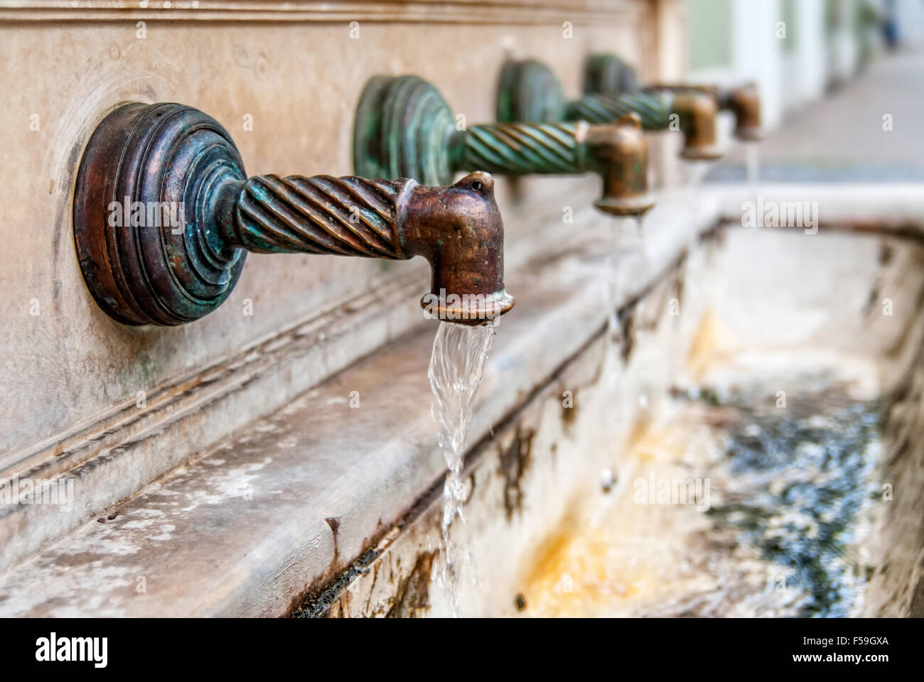 Medieval style stone fountain hi-res stock photography and images - Alamy