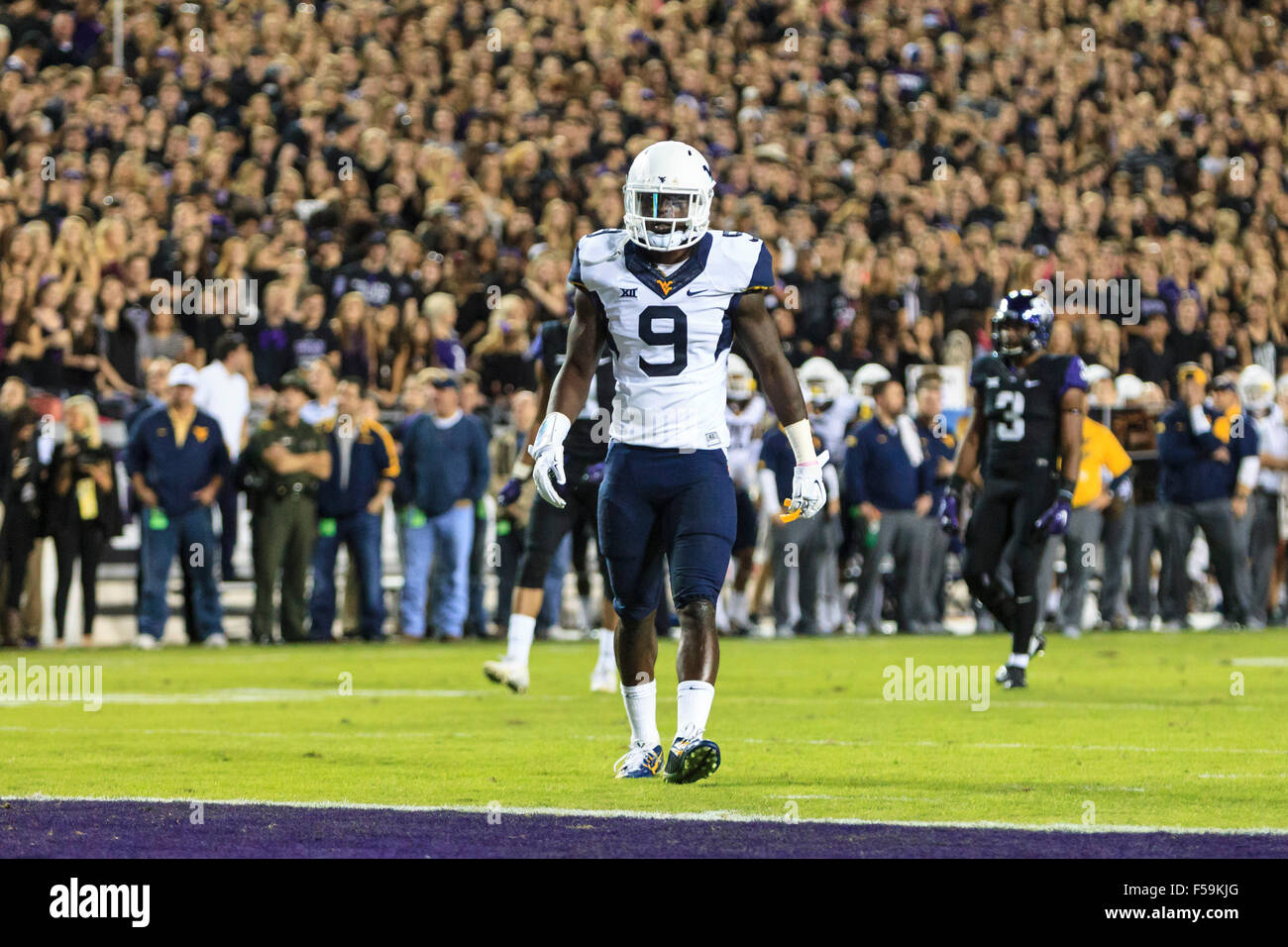 Fort Worth, Texas, USA. 29th Oct, 2015. safety KJ Dillon (9) of the ...