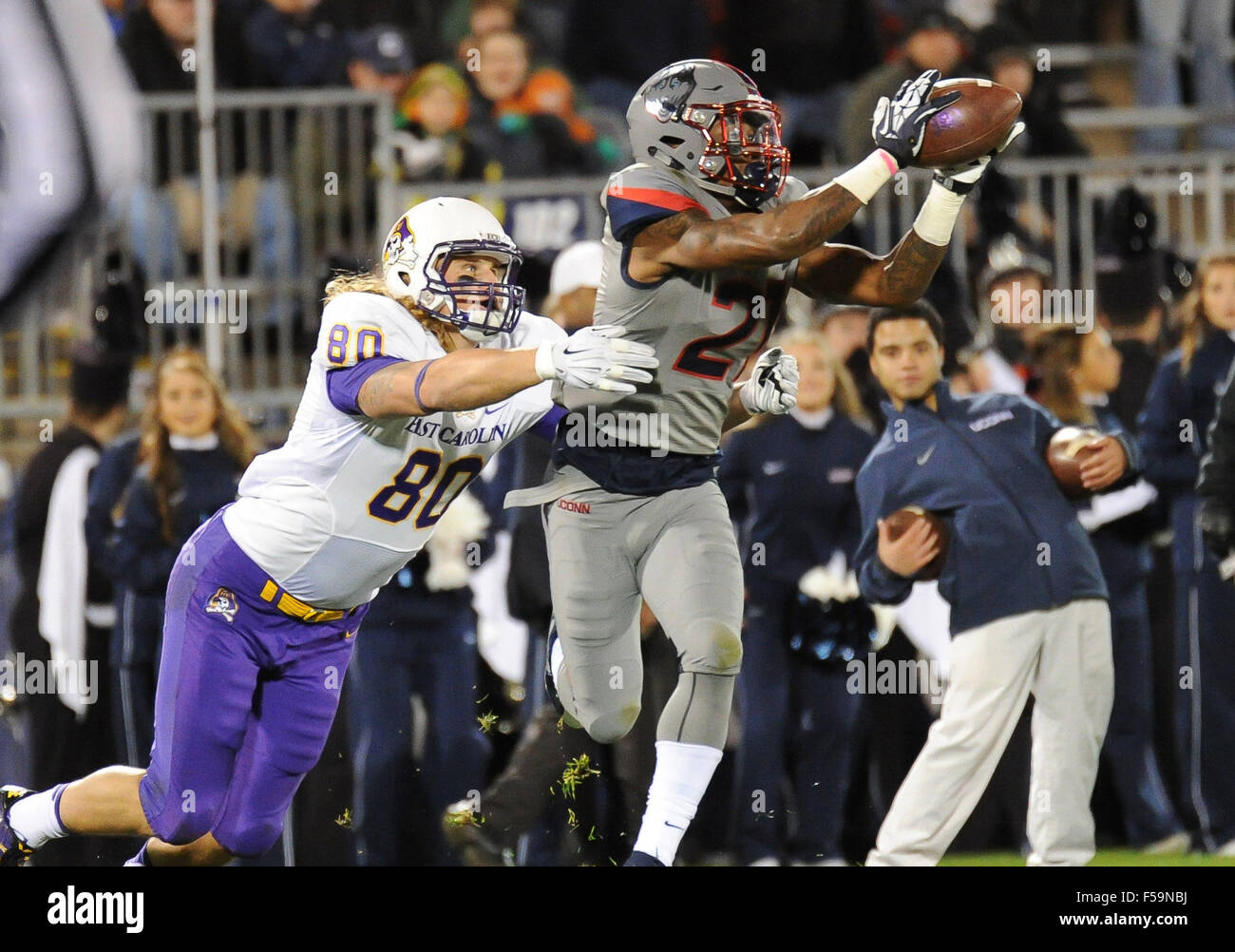 East Hartford, Connecticut, USA. 30th Oct, 2015. Jamar Summers (21) of ...