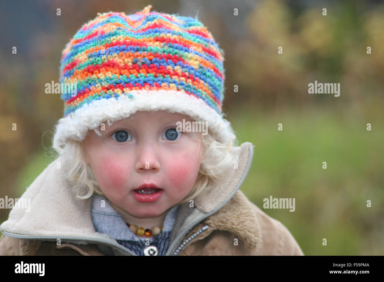 Have rosy cheeks hi-res stock photography and images - Alamy