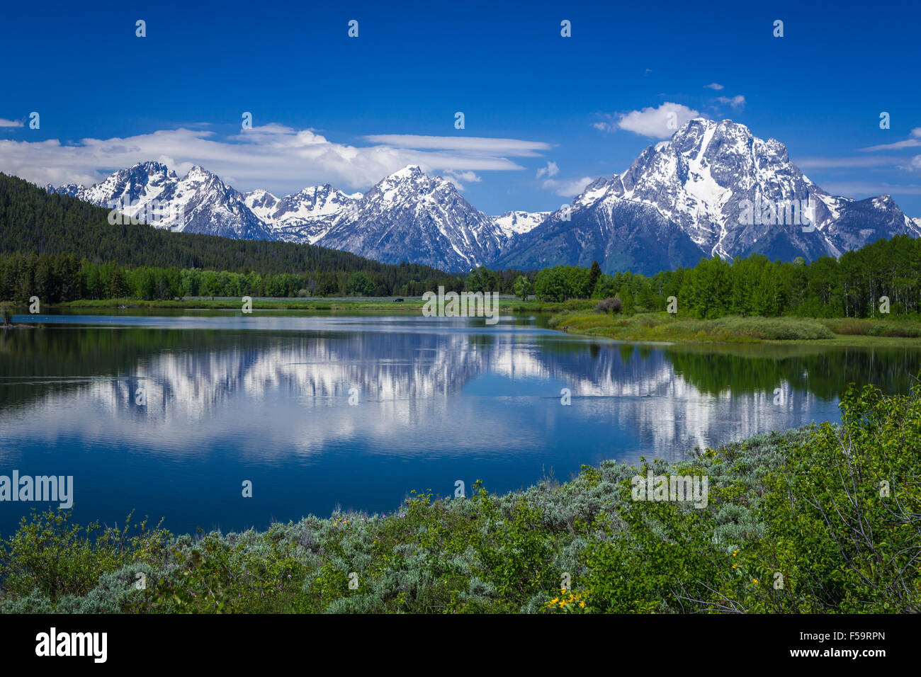 Tetons reflected in snake river hi-res stock photography and images - Alamy