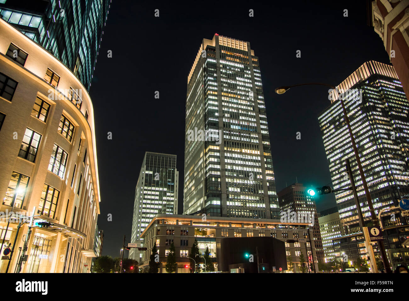 Exterior of Kitte and Shin-Marunouchi building,Chiyoda-Ku,Tokyo,Japan ...