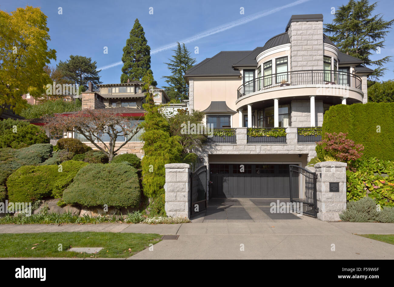 Highland drive hi-res stock photography and images - Alamy