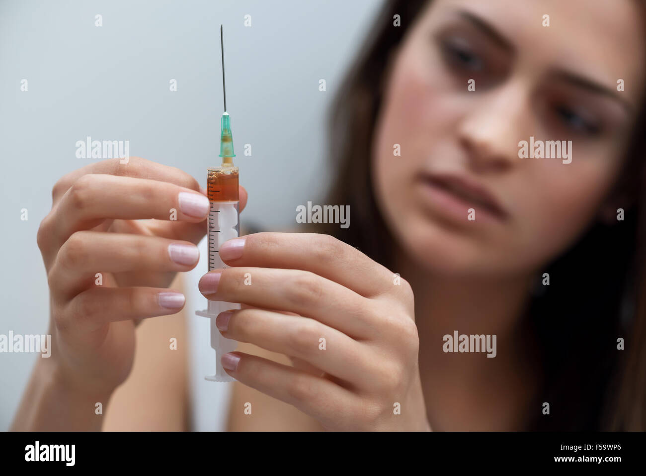 Drug addict hi-res stock photography and images - Alamy