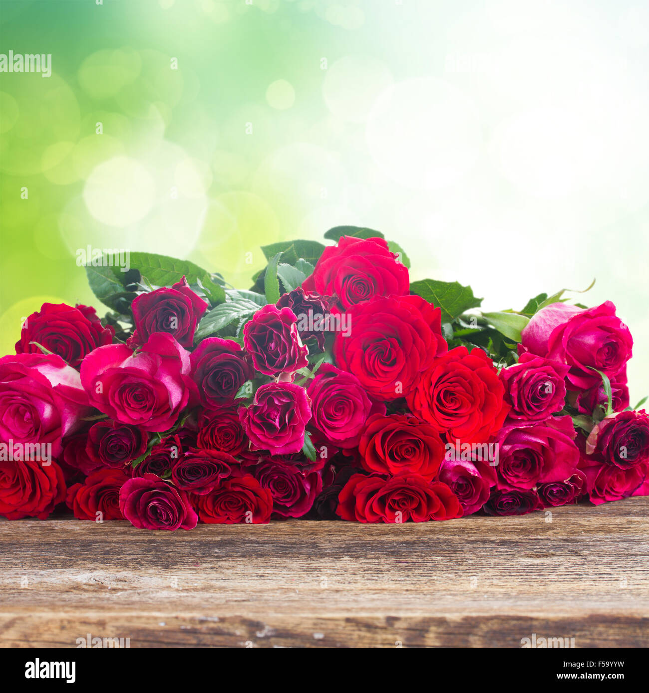 Border of red roses Stock Photo - Alamy