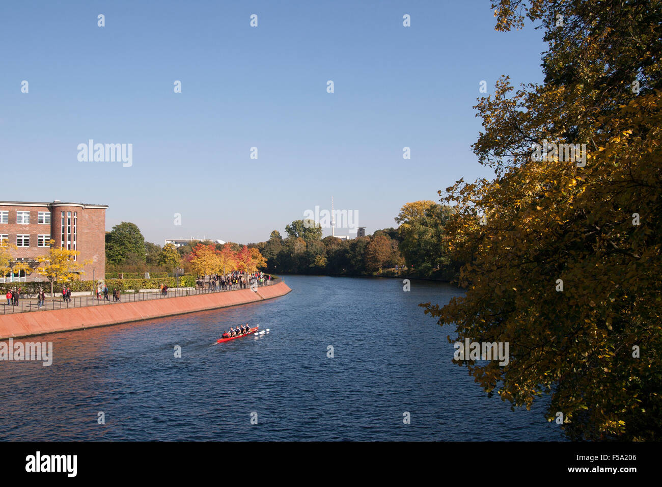Rowing boat river hi-res stock photography and images - Alamy
