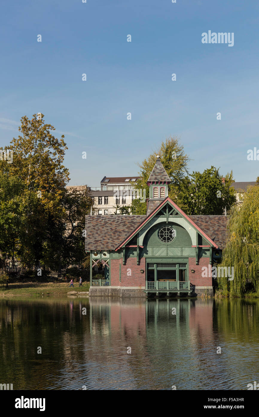 The Harlem Meer is a small body of water located on the far north edge ...