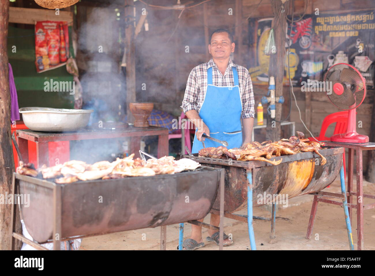 Barrel barbecue hi-res stock photography and images - Alamy