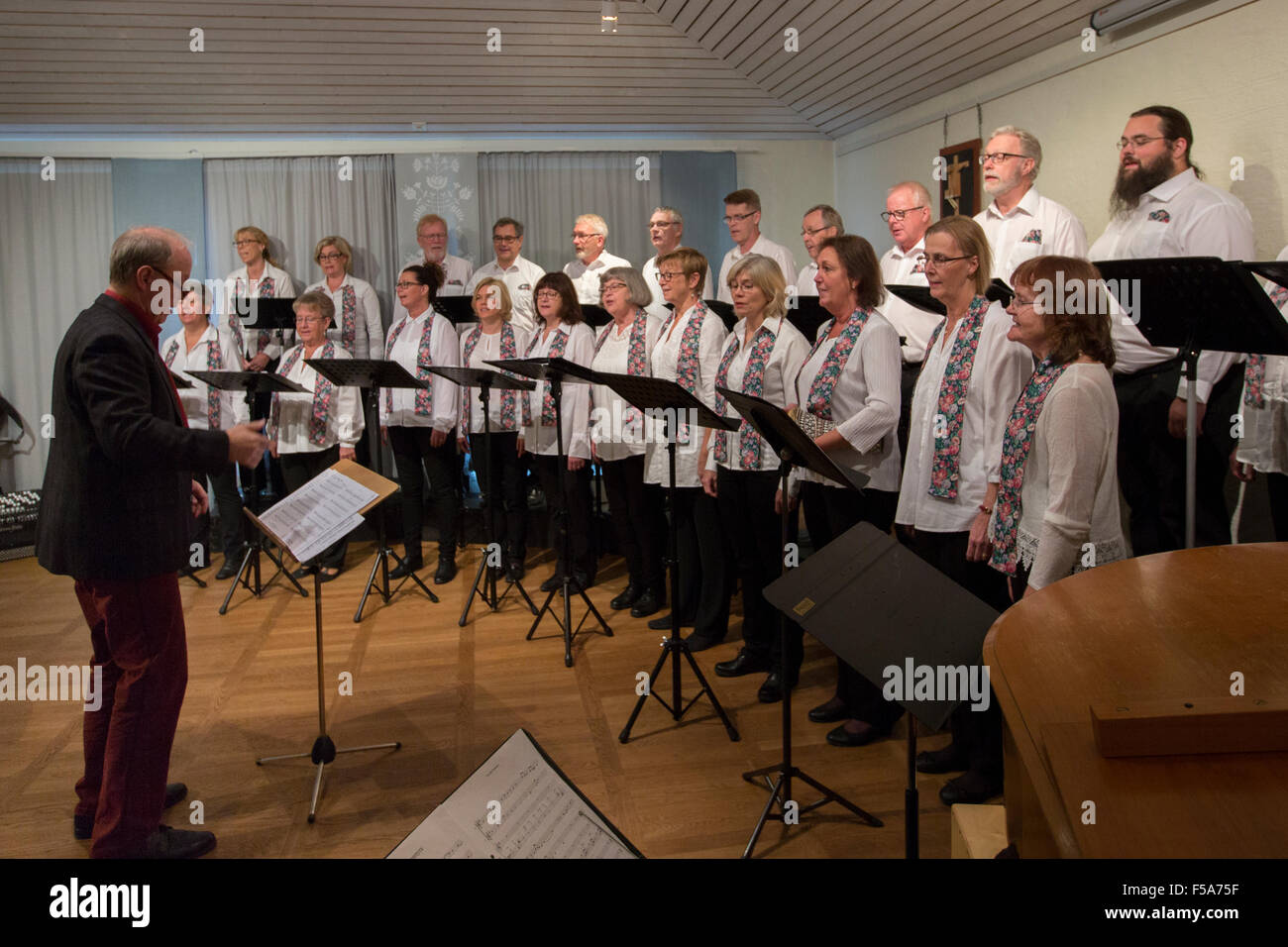 Conductor of choir hi-res stock photography and images - Alamy