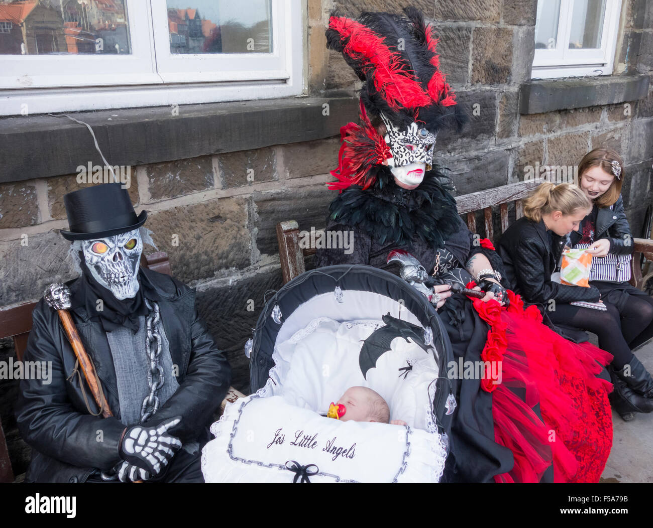 Whitby Goth festival. Whitby, North Yorkshire, England, UK Stock Photo ...