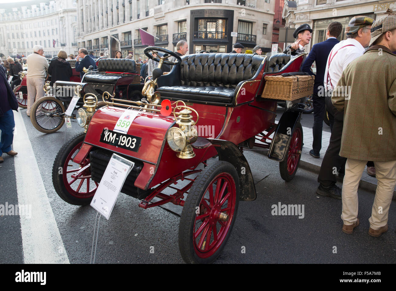 Regent Street London,UK,31st October 2015,1904 Ford parked in Regent ...