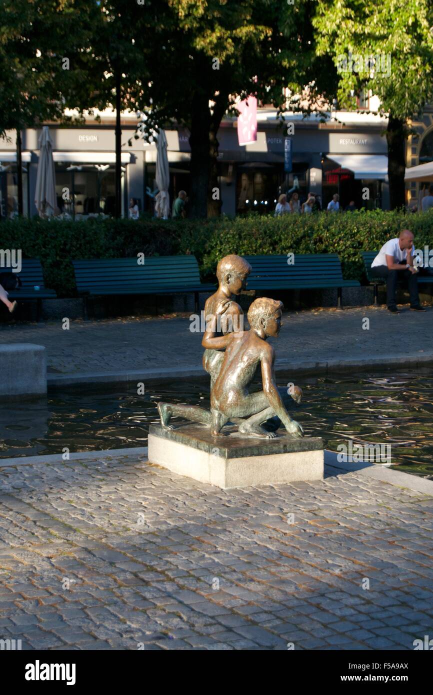 Swimmer Statue High Resolution Stock Photography and Images - Alamy