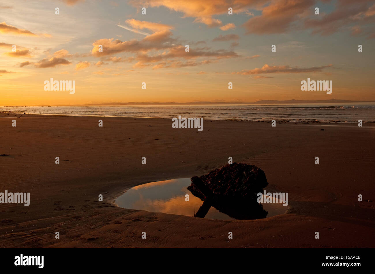 Forth way hi-res stock photography and images - Alamy