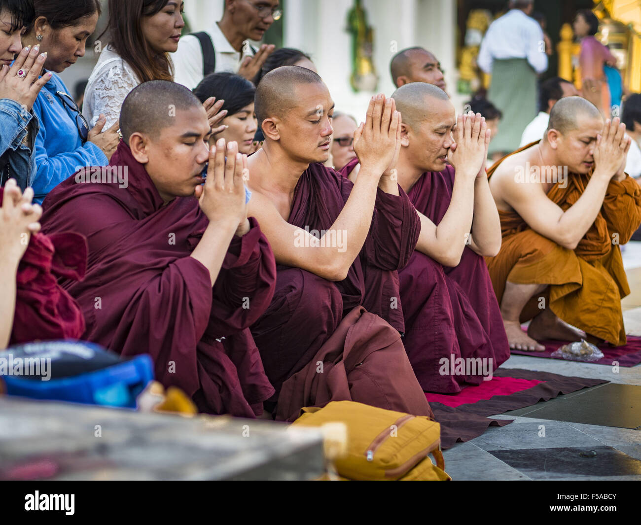 Yangon, Yangon Division, Myanmar. 31st Oct, 2015. Burmese Buddhist ...