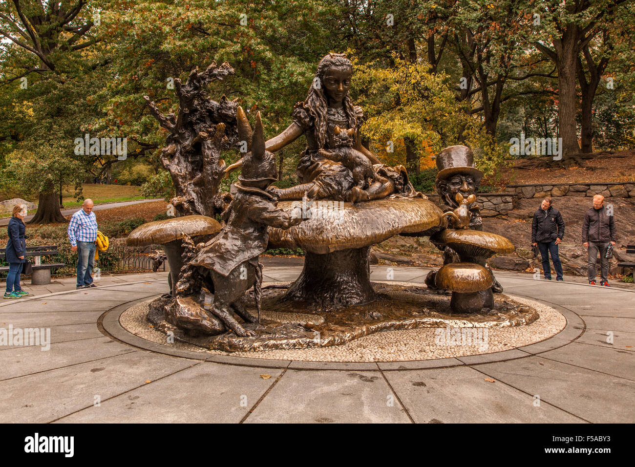 Central Park Statues Alice In Wonderland at Katharine Gillis blog