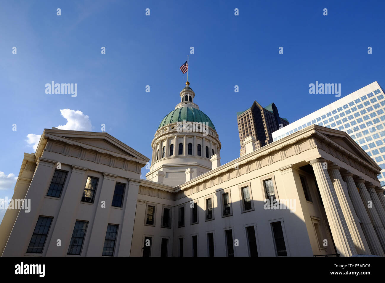 The Old Courthouse in downtown St. Louis, Missouri, USA Stock Photo - Alamy