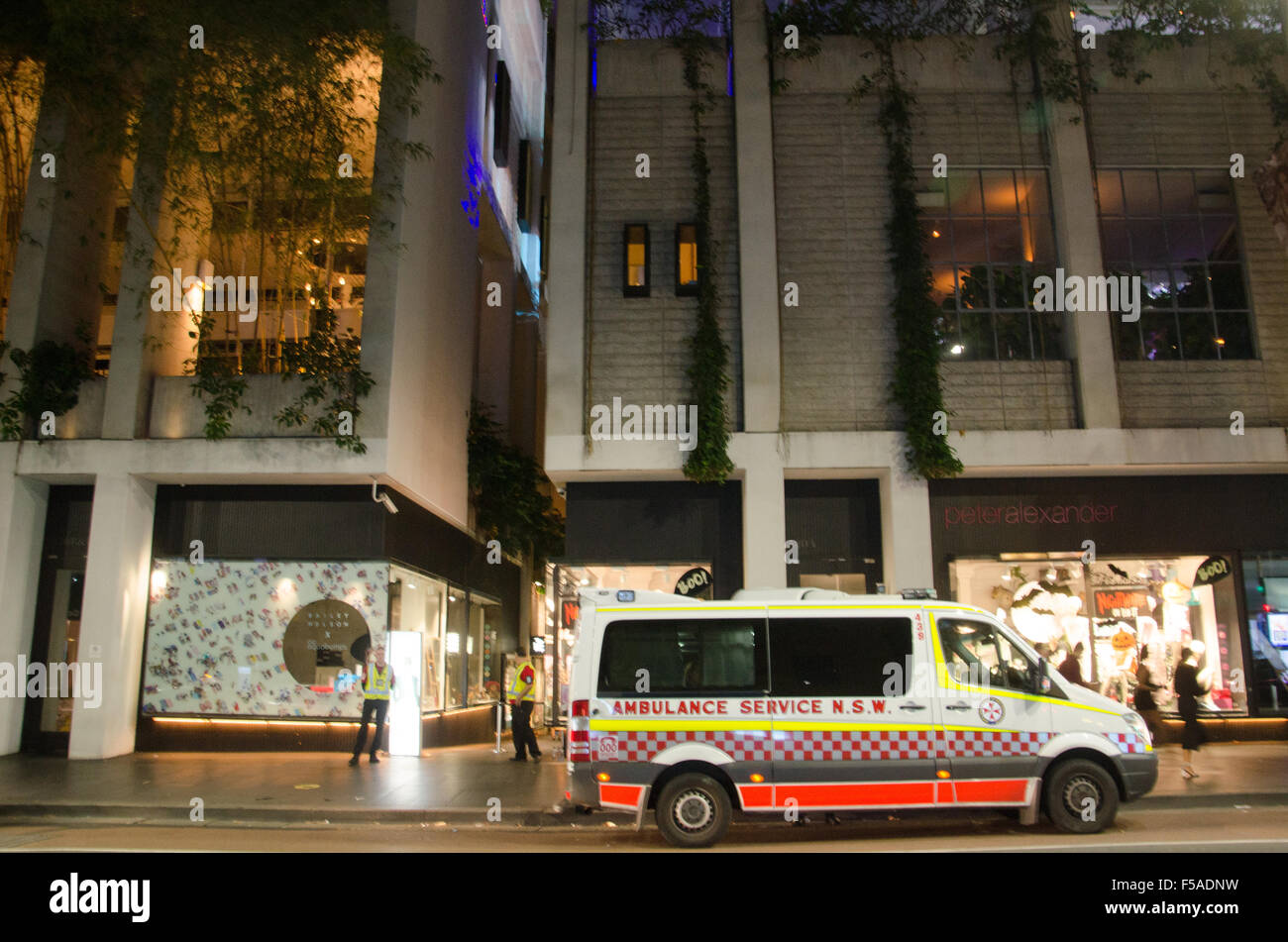 Australia ambulance night hi-res stock photography and images - Alamy