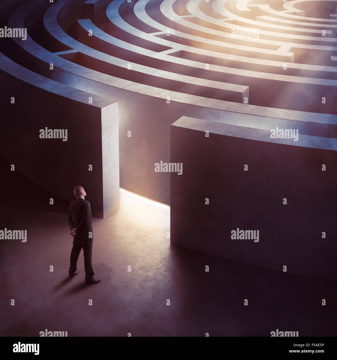 Entrance complicated maze Stock Photo - Alamy