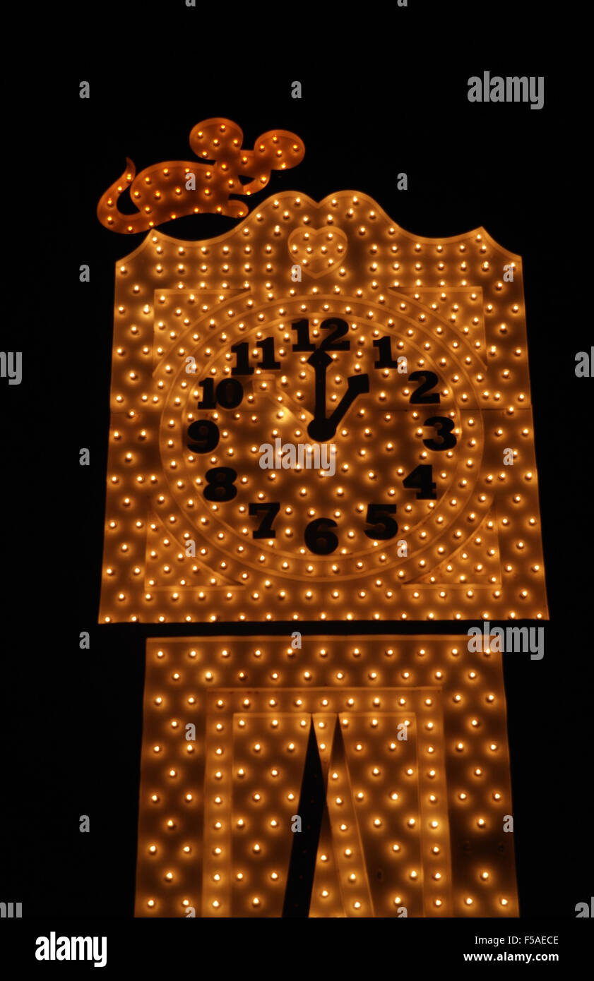 Night portrait mouse above clock-face with 1 o' clock time, Hickery ...