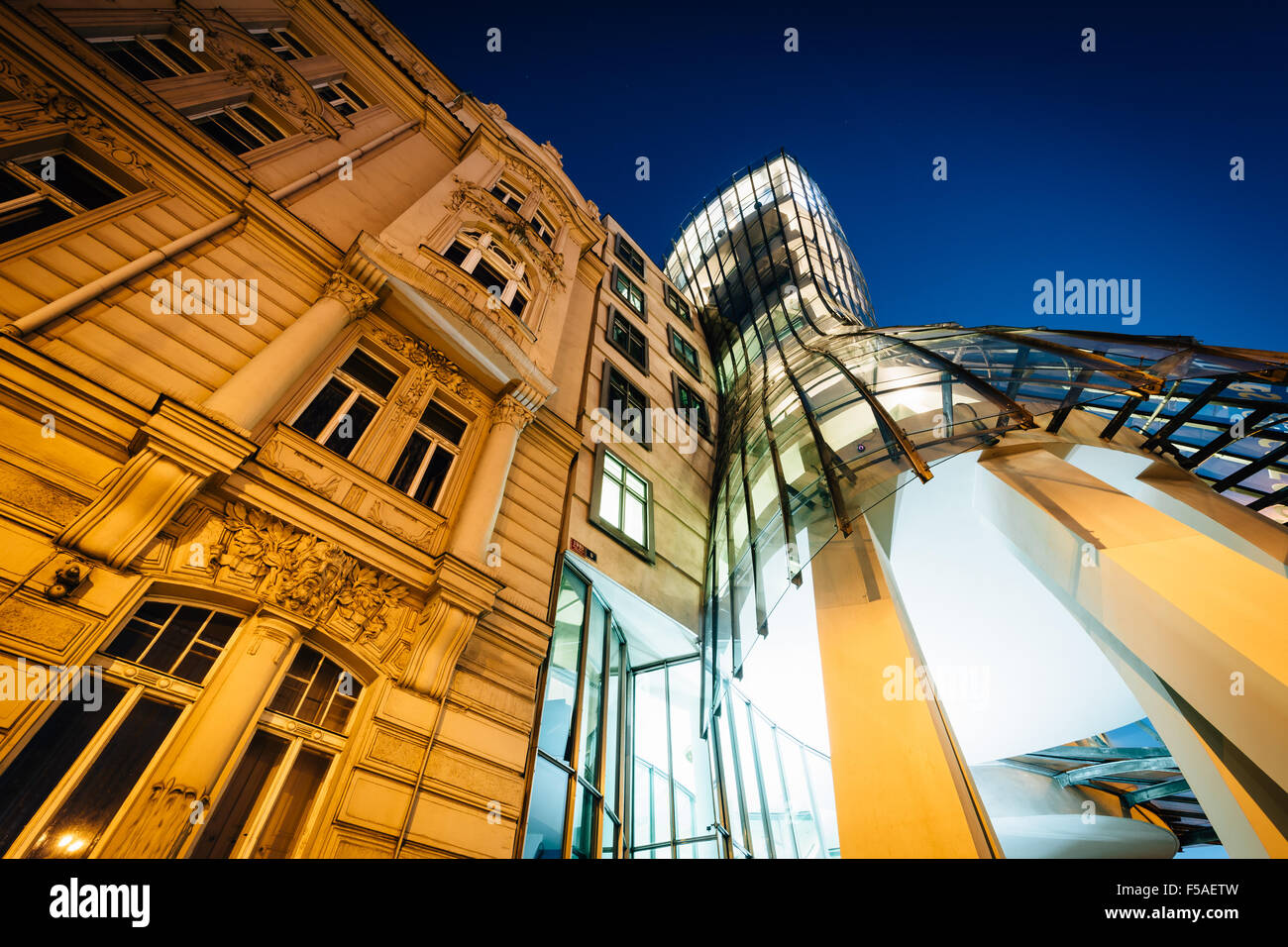 The Dancing House at night, in Prague, Czech Republic Stock Photo - Alamy