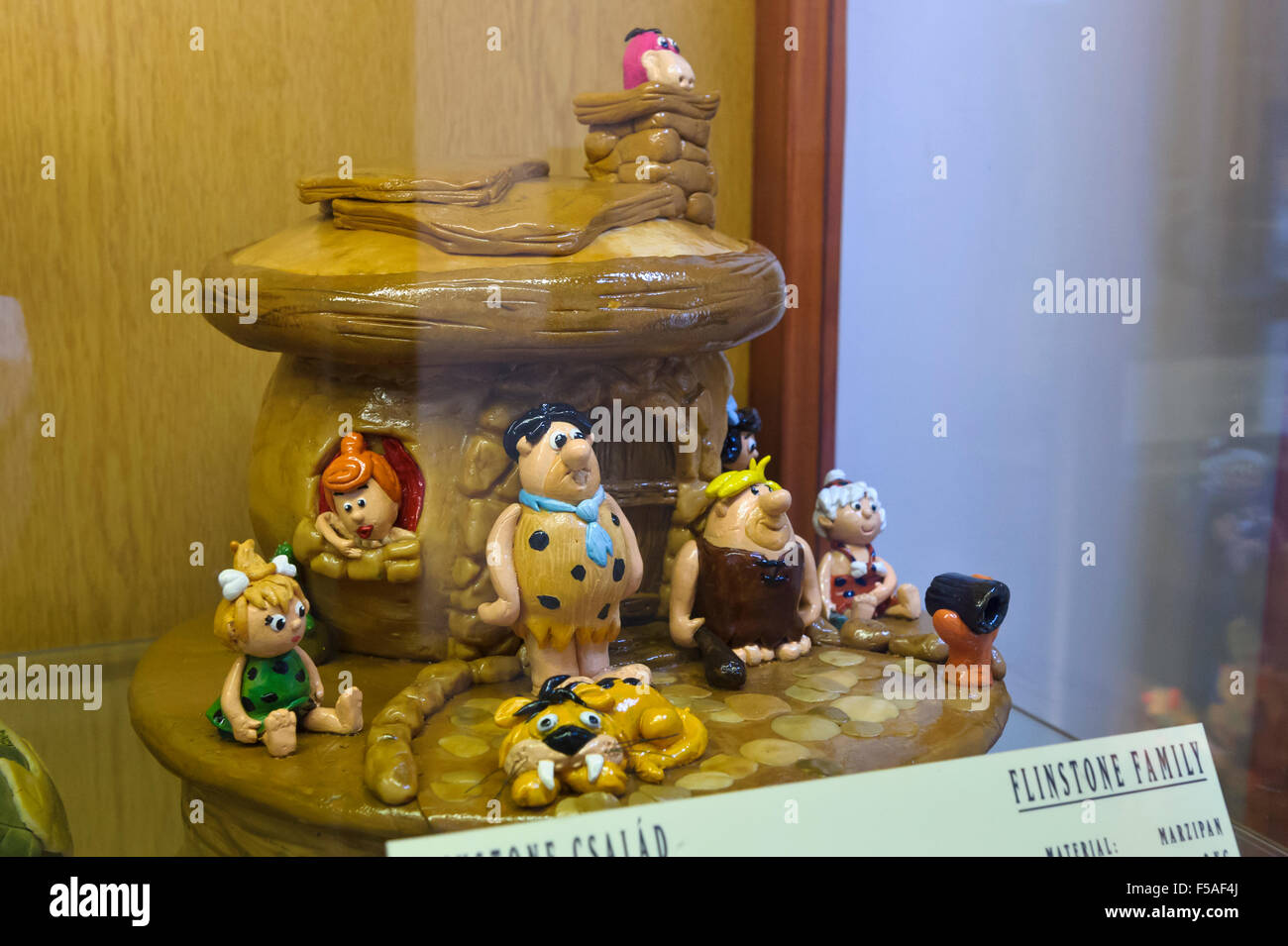 Marzipan art hi-res stock photography and images - Alamy