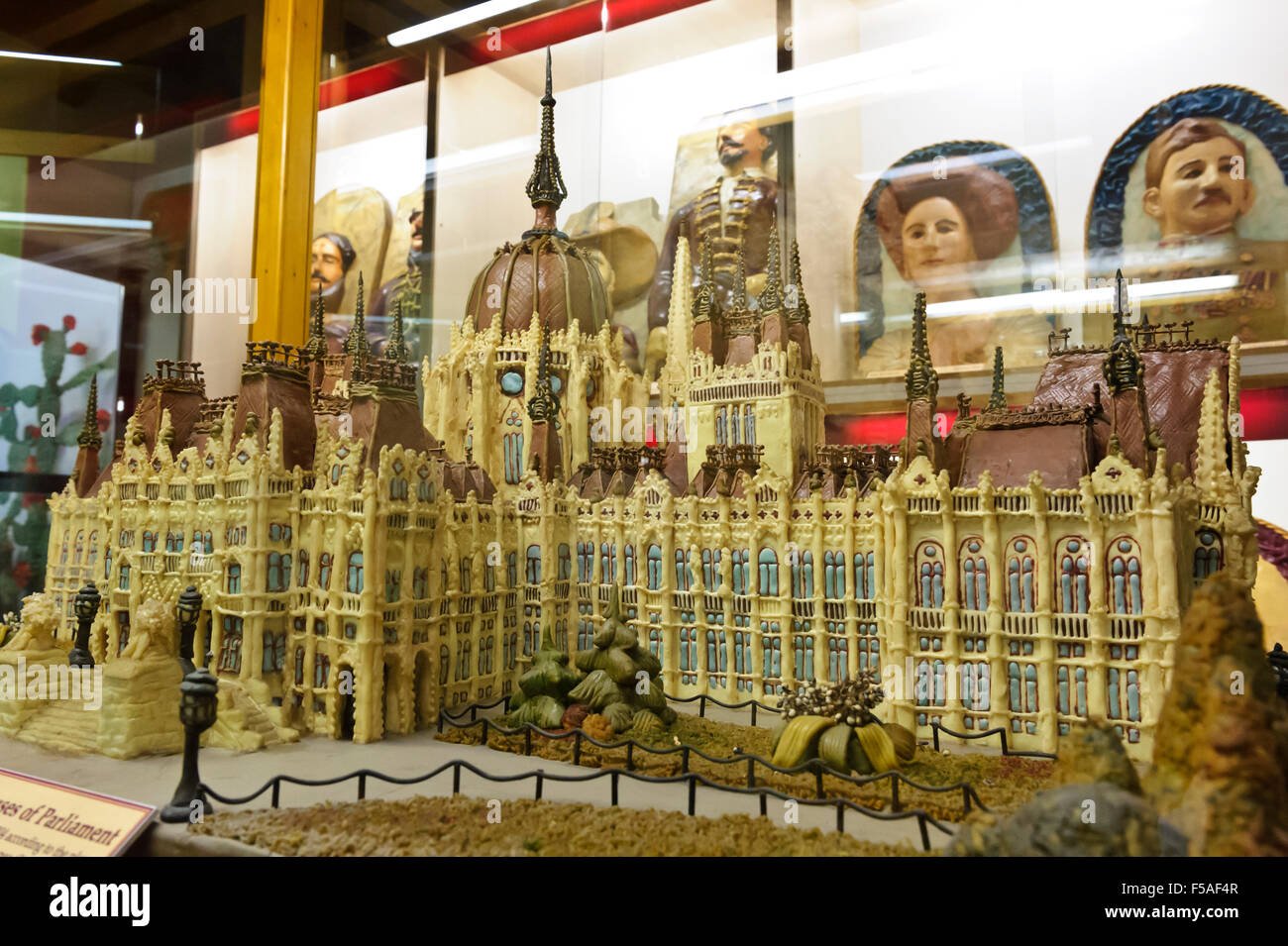 A marzipan model of the Hungarian Parliament at the Szabó Marzipan ...