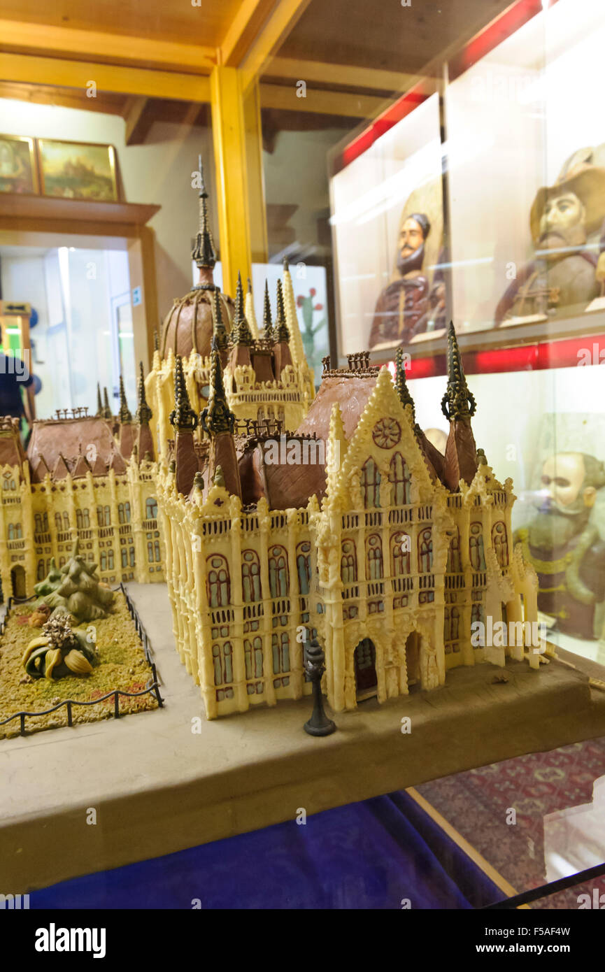 Marzipan art hi-res stock photography and images - Alamy