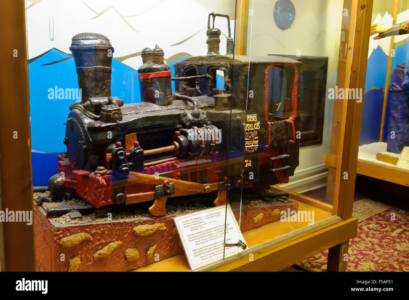 Marzipan model hi-res stock photography and images - Alamy