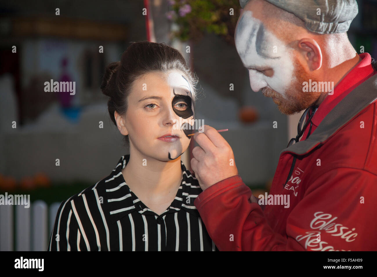 Ghoulish figures hi-res stock photography and images - Alamy