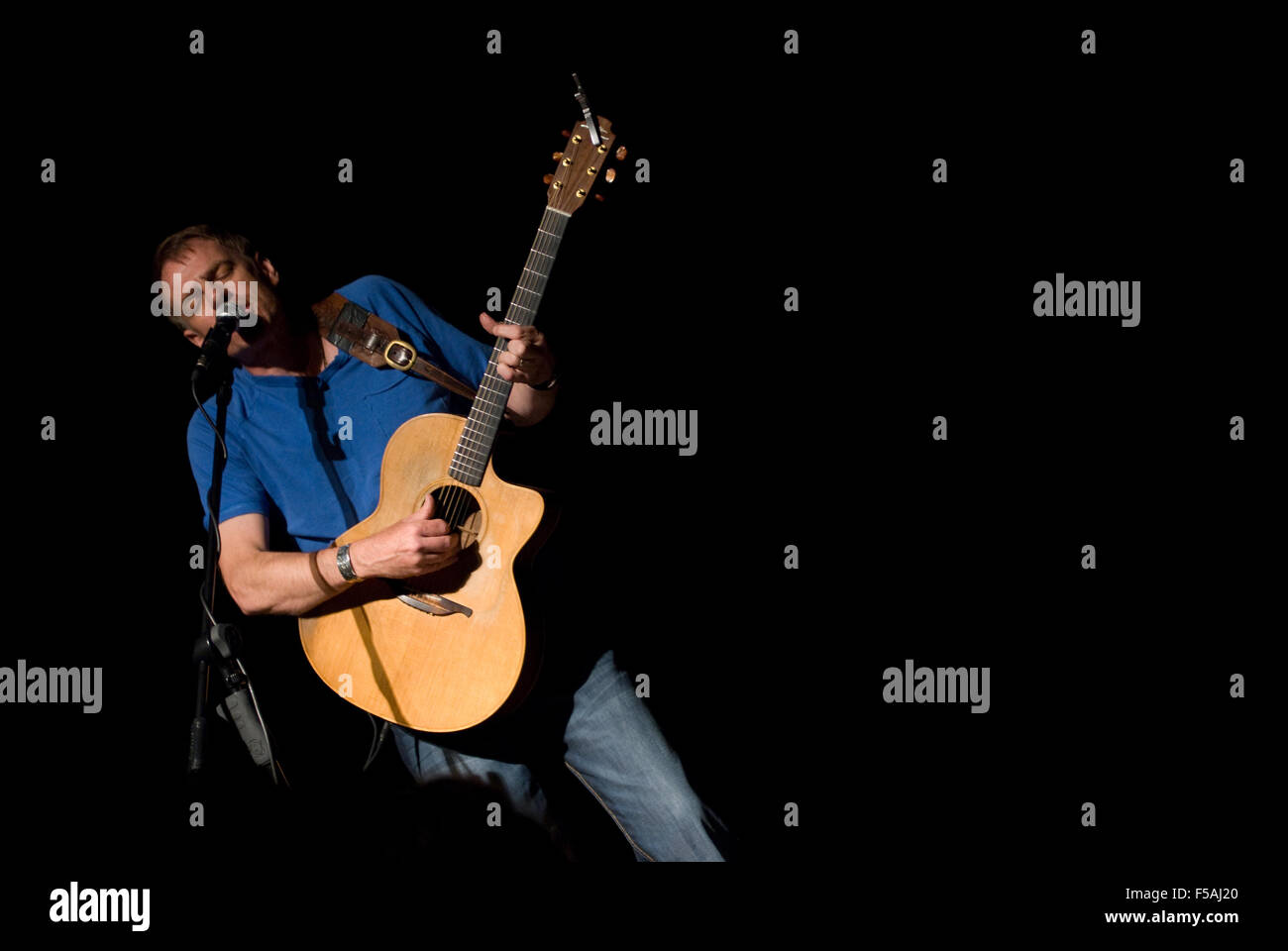 Martyn joseph musician hi-res stock photography and images - Alamy