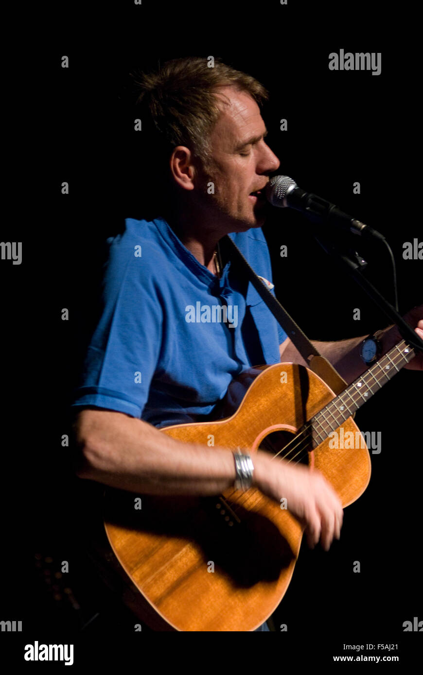 Martyn joseph musician hi-res stock photography and images - Alamy