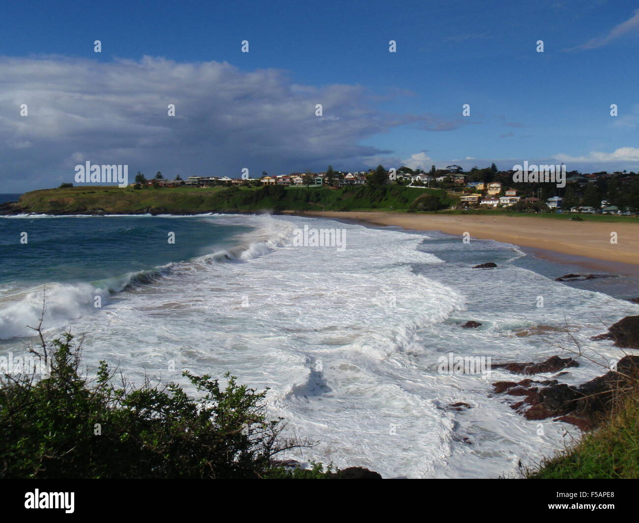 Rough surf hi-res stock photography and images - Alamy
