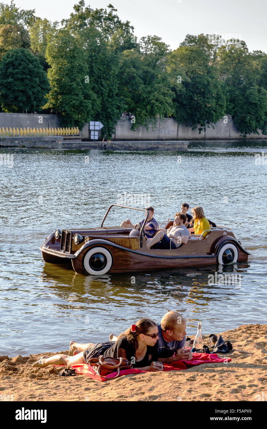 people enjoying a summer day on the beach, Strelecky ostrov, Prague ...