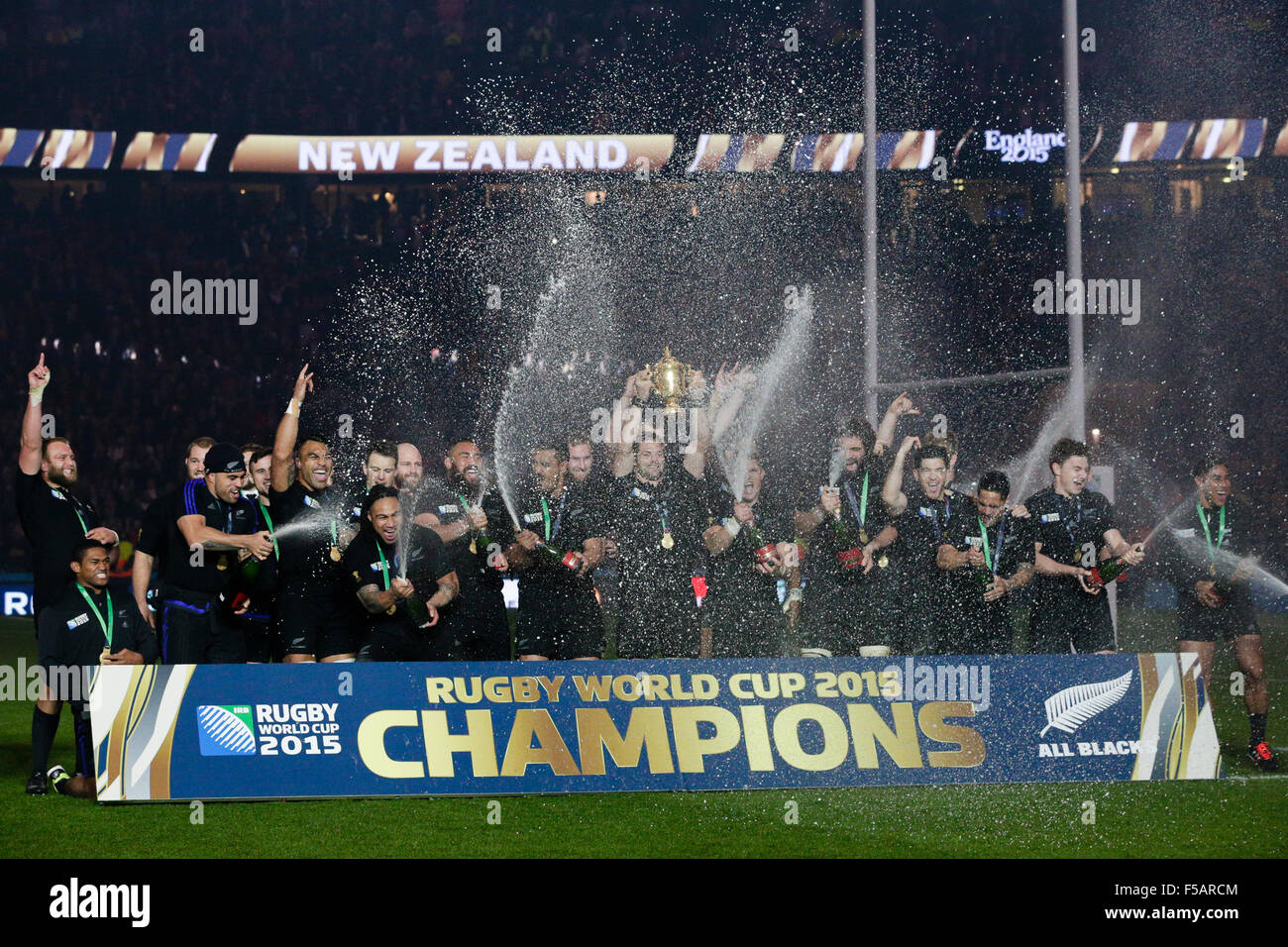 Australia celebrate victory with the trophy hi-res stock photography ...