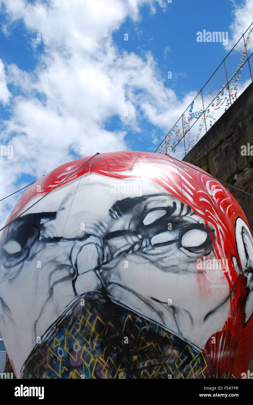 Cartoon style street art hi-res stock photography and images - Alamy