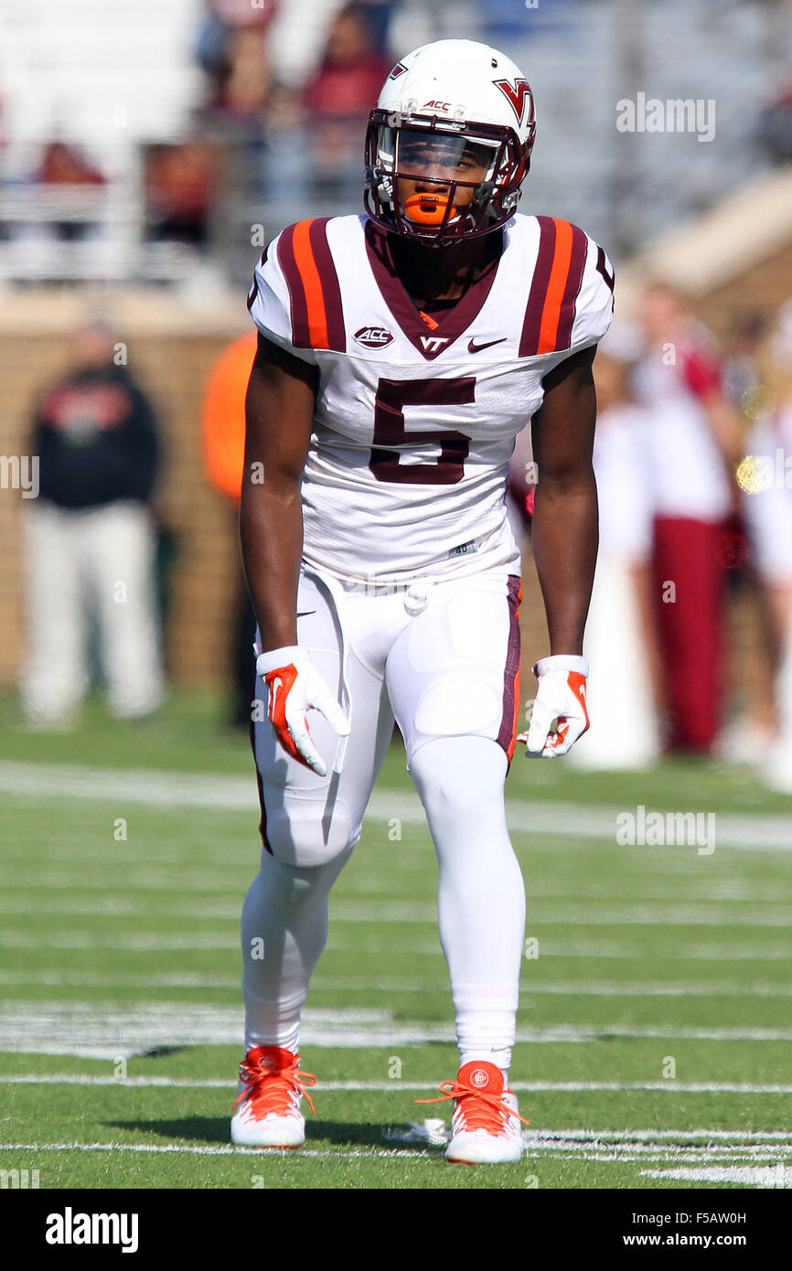 Alumni Stadium. 31st Oct, 2015. MA, USA; Virginia Tech Hokies wide ...