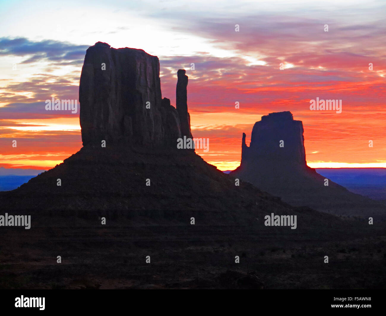 Monument Valley Morning Stock Photo - Alamy