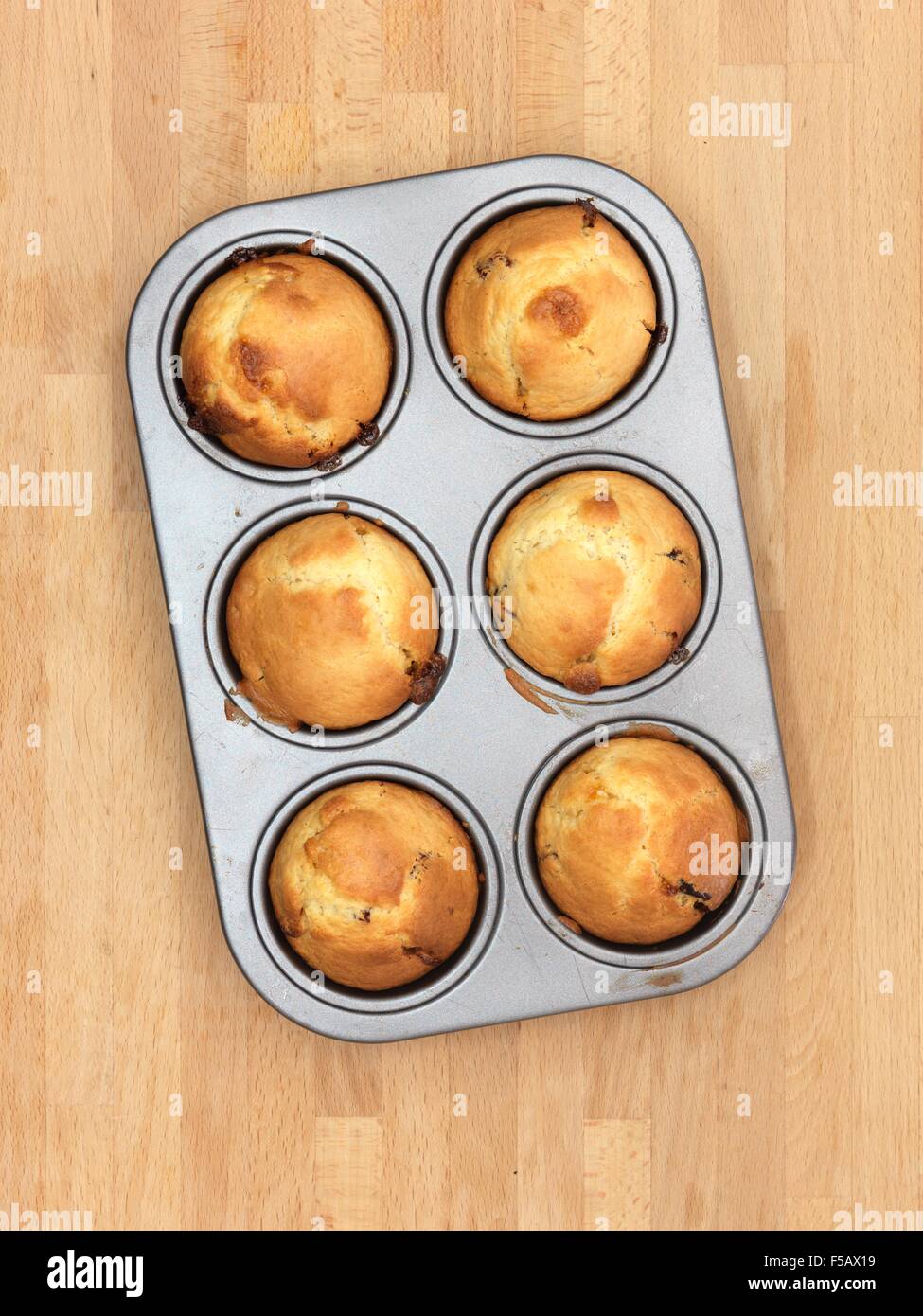 A close up studio phot of freshly back muffins Stock Photo - Alamy