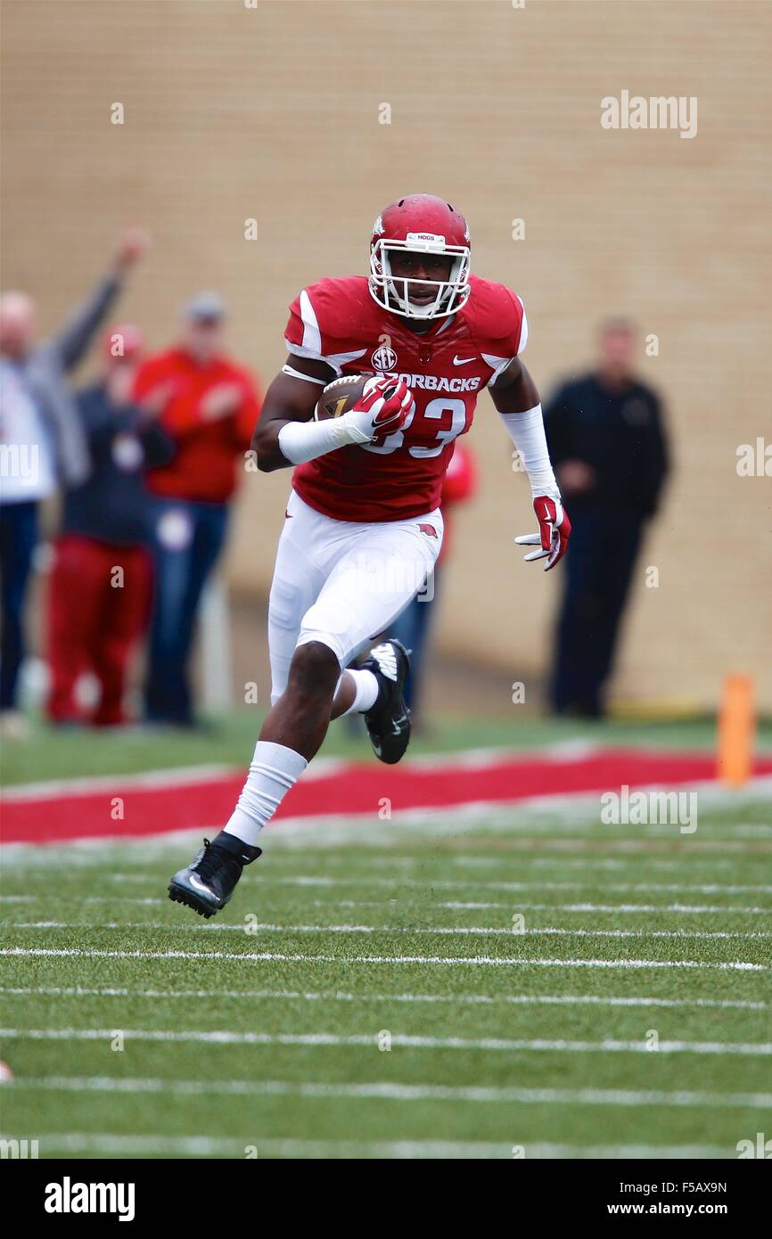 OCT 31, 2015: Razorback tight end Jeremy Sprinkle #83 comes up the ...