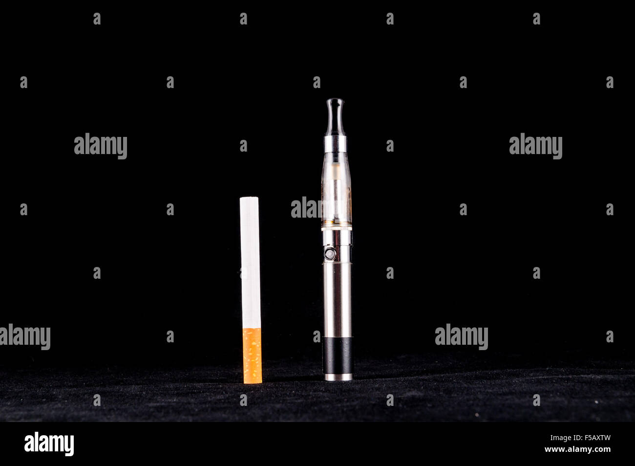 Electronic Cigarette E-cig Vaporizer Stock Photo - Alamy