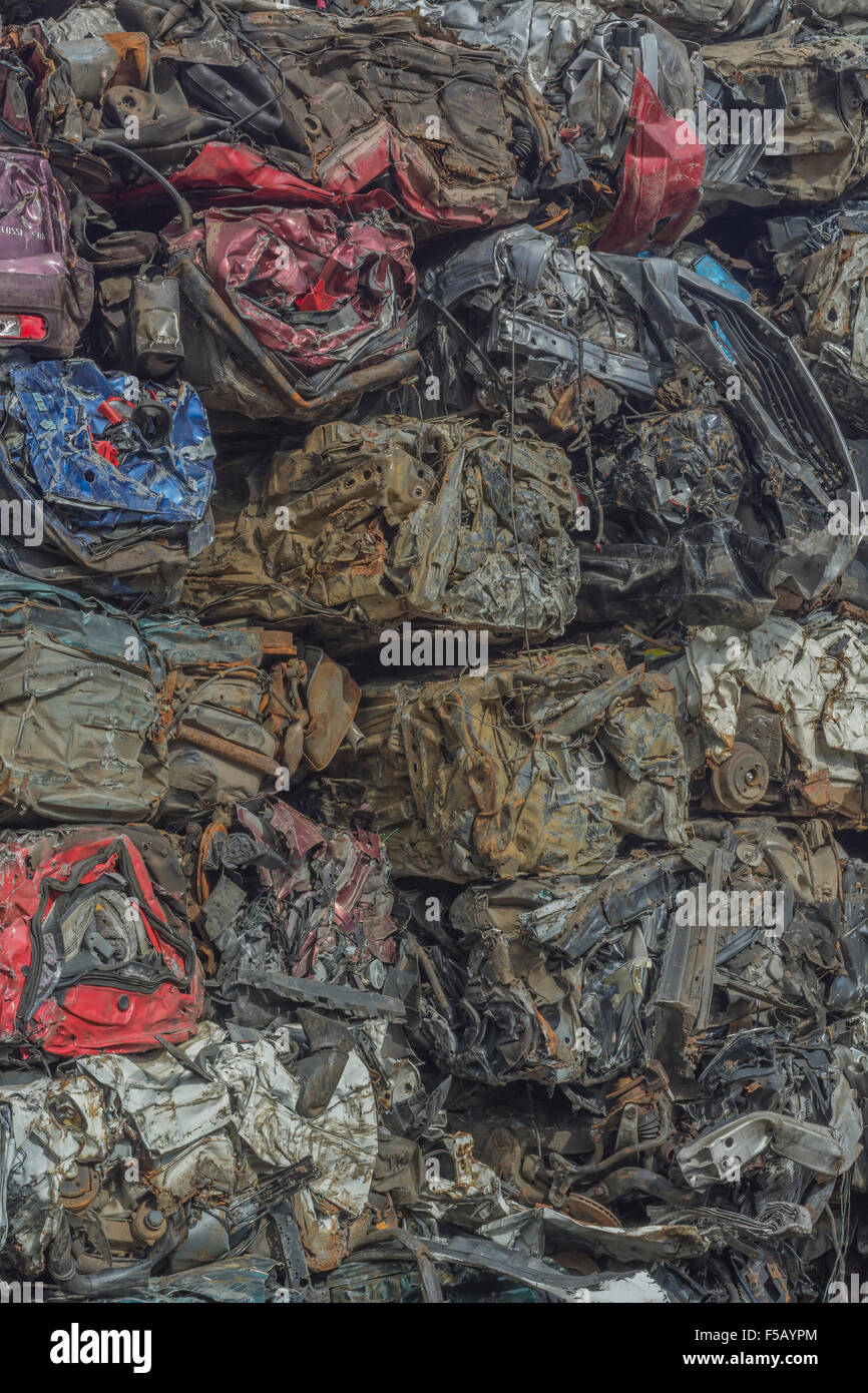 Piled mass of crushed , compacted, cars / automobiles Stock Photo - Alamy