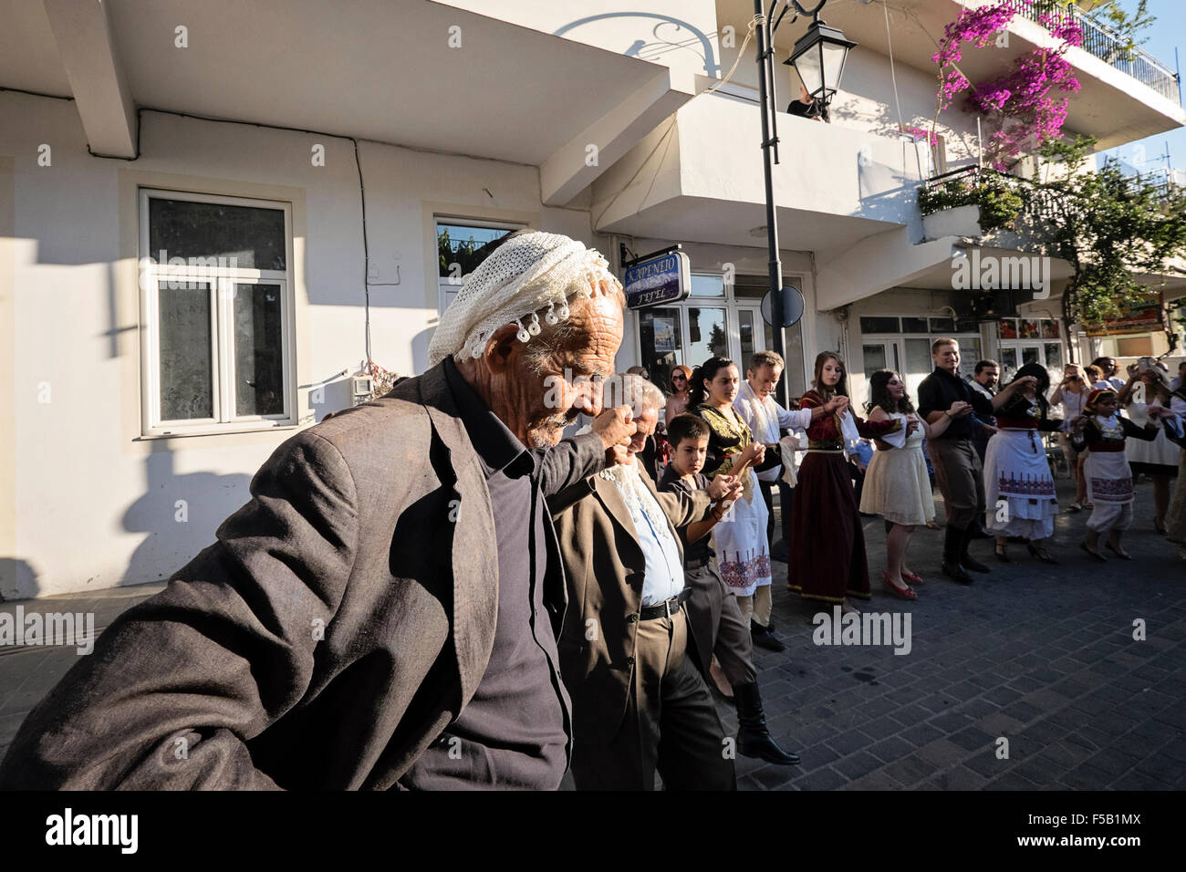 Crete greek family wedding hi-res stock photography and images - Alamy