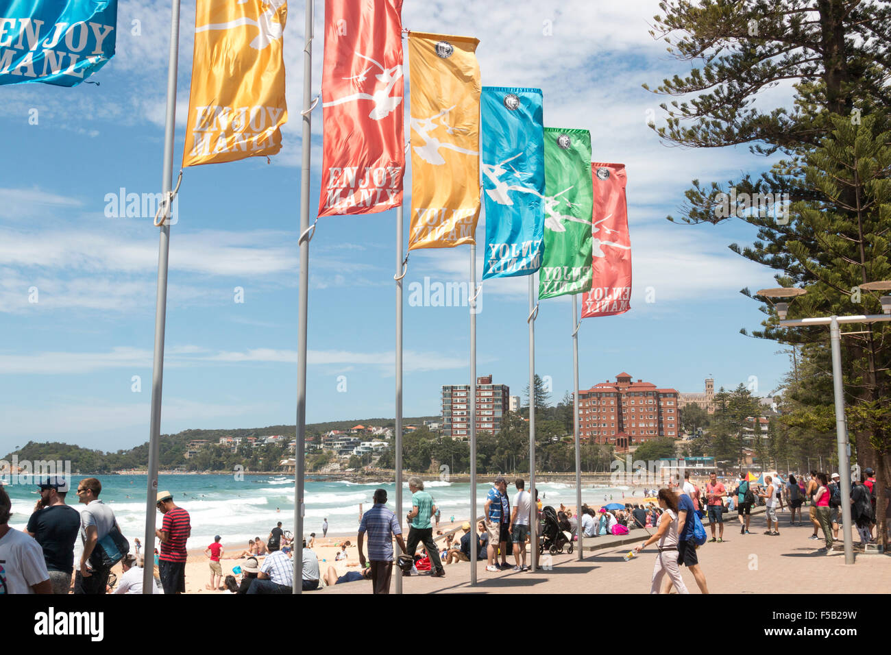 Seafront banners hi-res stock photography and images - Alamy