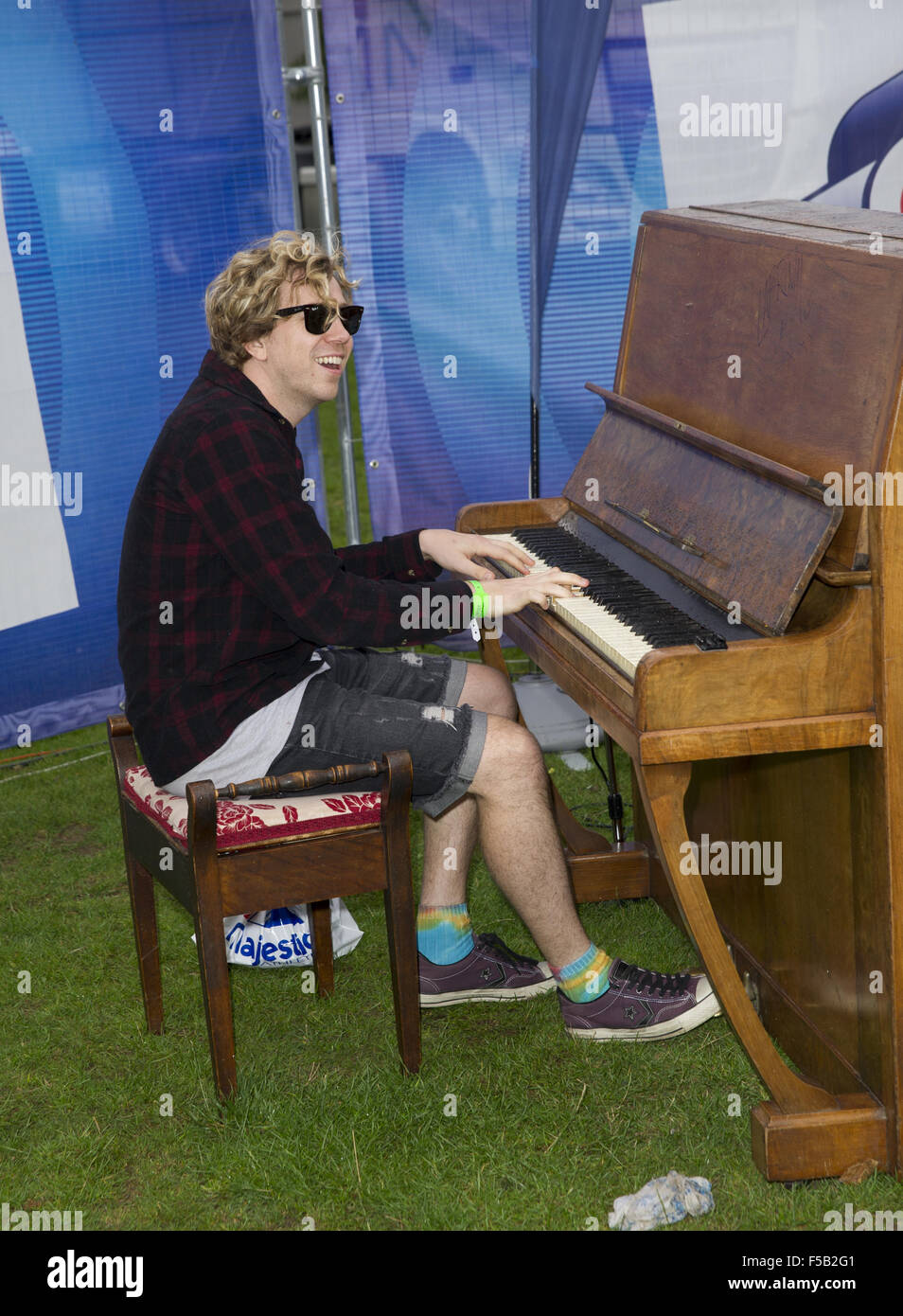 James piano hi-res stock photography and images - Alamy