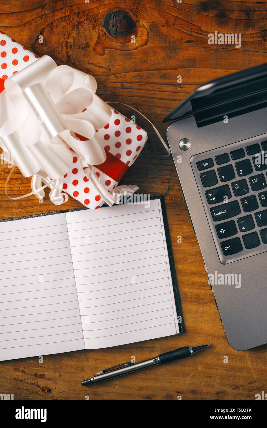 The Office Gift Wrapped Desk at Mark Cortese blog