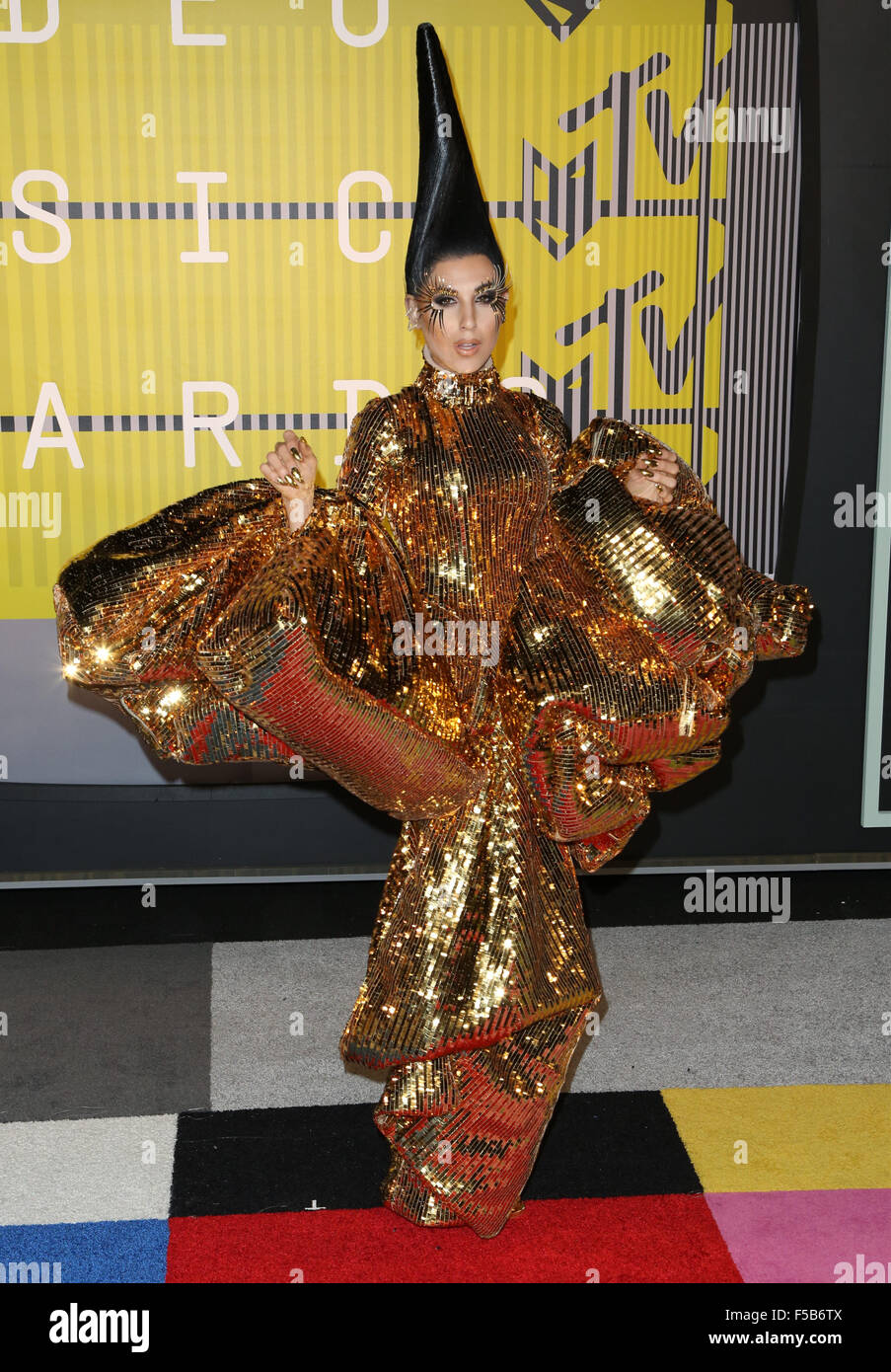 Celebrities attend 2015 MTV Video Music Awards at Microsoft Theater ...