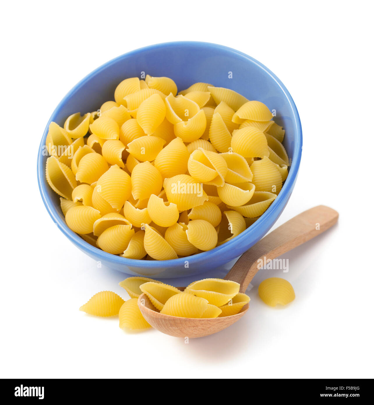 pasta shell isolated on white background Stock Photo - Alamy